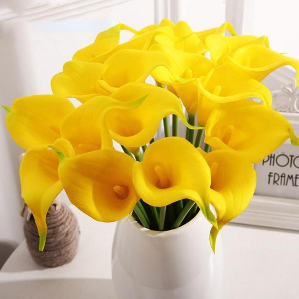 ■ 品名:飾り用造花     ■ 素材:絹■ カラー：全8色■ サイズ：全長36cm、花の直径6cm■ 内容：1本*25sanwafashionの人気検索ワード： ウエディングブーケ 安い 結婚式 花嫁 ブーケ ローズ 造花 花束 ブライダ...