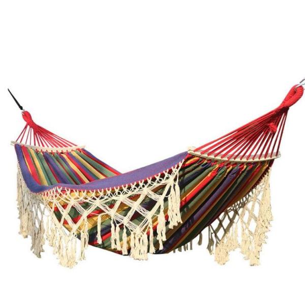 【品名】：ハンモック【素材】: ズック【カラー】：A【使用時のサイズ】:写真参考【生産地】：中国【重量】: 2800G【耐荷重】：150KG【収納時のサイズ】:50*15CMハンモックなら、素敵なリラックスタイムを過ごせる事間違いなし！ タ...
