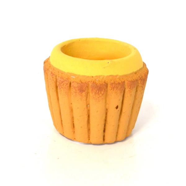 1号ポットがぴったり入る、タルトのミニポット。多肉植物やサボテンに最適です。【サイズ】約W5×D5×H５cm【素材】レジン