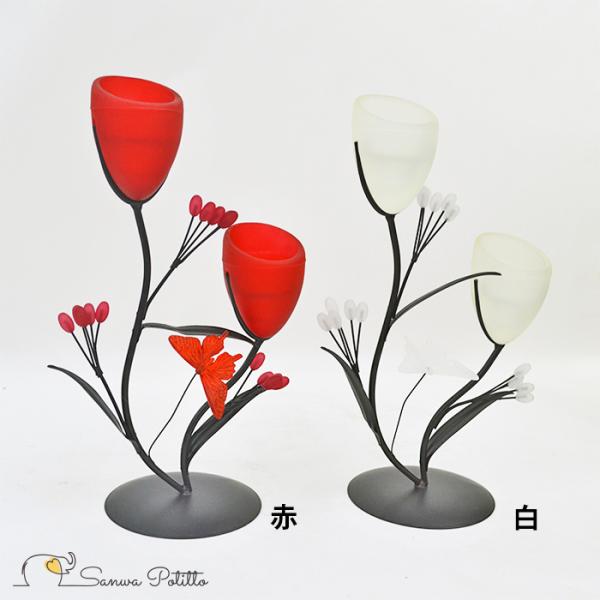 贅沢な癒しのひとときを演出するキャンドルホルダー。お花の部分が器上になっており、キャンドルを入れられます。蝶々のモチーフも美しく、シンプルながらもエレガントな雰囲気があります。このキャンドルホルダーは、あなたのリラックスタイムや瞑想の時間を...