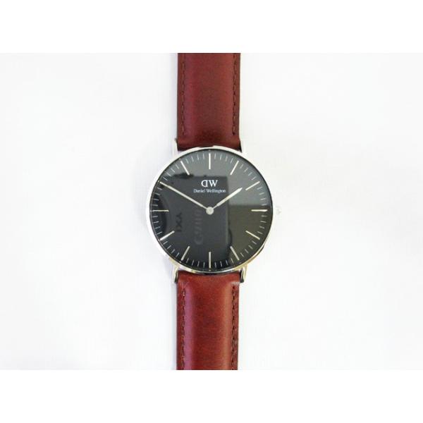 ブランド：ダニエルウェリントン2011年に設立されたスウェーデン発のウォッチブランド。創業者であるフィリップ・タイサンダーが出会った紳士的で魅力的な男性の名前がブランド名の由来となっています。デザインは無駄を省いたシンプルなフォルムが印象的...