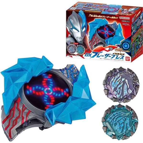 関連ワード: バンダイ ヒーロー なりきり 変身 おもちゃ ごっこ遊び キャラクターグッズ『ウルトラマンブレーザー』より、変身アイテムと2種のブレーザーストーンがセットになった「電光変身 DXブレーザーブレス」が登場！左腕に「ブレーザーブレ...