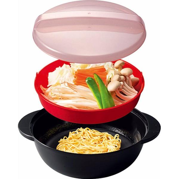 チンしておいしい麺まつり即席めんをレンジで調理！鍋もコンロも不要！そのまま器として使えるレンジ調理器。あると便利なすりおろしレンゲ付き水でもお湯でもおいしいインスタントラーメンやそば、うどん、やきソバ、生めんラーメンが作れる！野菜などを蒸す...