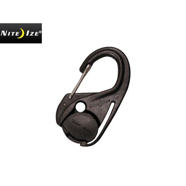 ロールの先にカラビナ・フックを装着できる便利なパーツロープを本体に通して引っ張るだけで、簡単にひもをピンと張れる、便利なコード締め具。カラビナ付きで、クリップして使用可能。 ロープの固定や自転車の荷台、その他様々な場面で使えて便利です。難し...