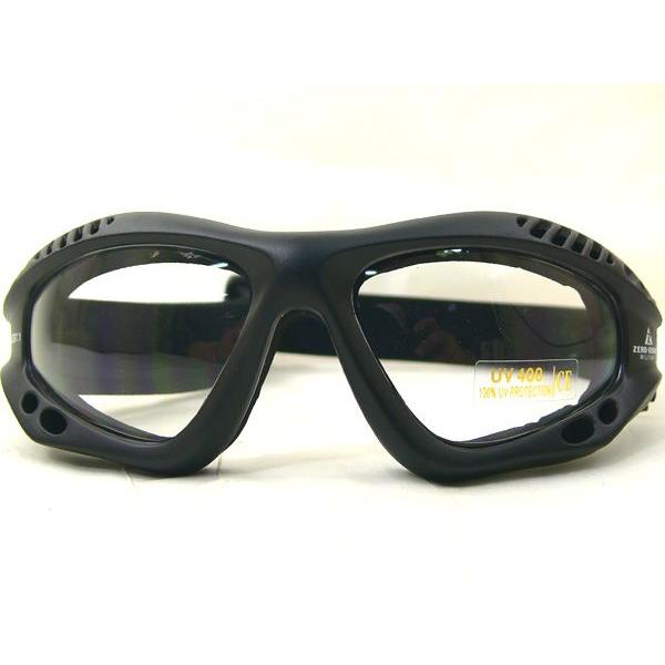 アメリカ規格協会ANSIZ87.1-2003基準適合格品 自衛隊・警察機関やミリタリー向けにアップグレードされたバリスティック・ゴーグル レンズには耐衝撃性に優れた軽量ポリカーボネイトを採用目に有害な紫外線を９９％以上カットするUV400仕...
