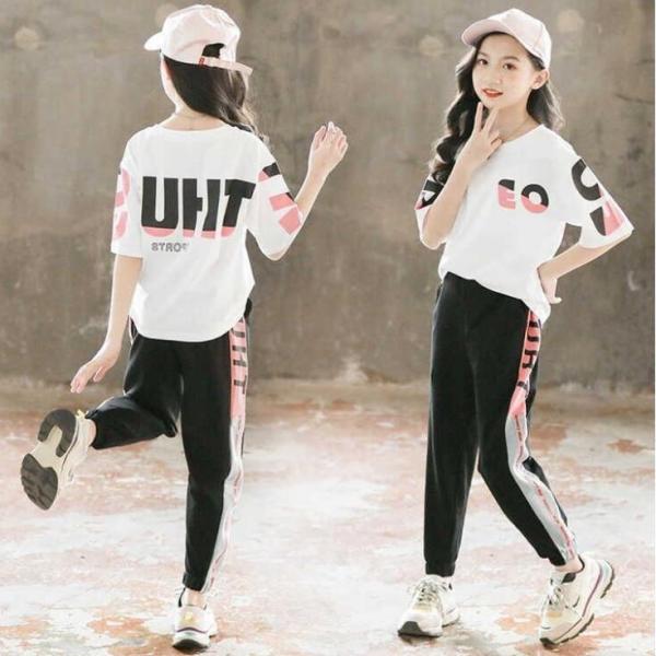 上下セット 子供服半袖 Tシャツ セットアップ キッズ カジュアル 女の子 パンツセット ウエストゴム スポーツウェア ジュニア 春夏■素材：綿90％、ポリエステル10％■サイズ：（単位：cm）110着丈41　バスト72　パンツ丈62　ヒッ...