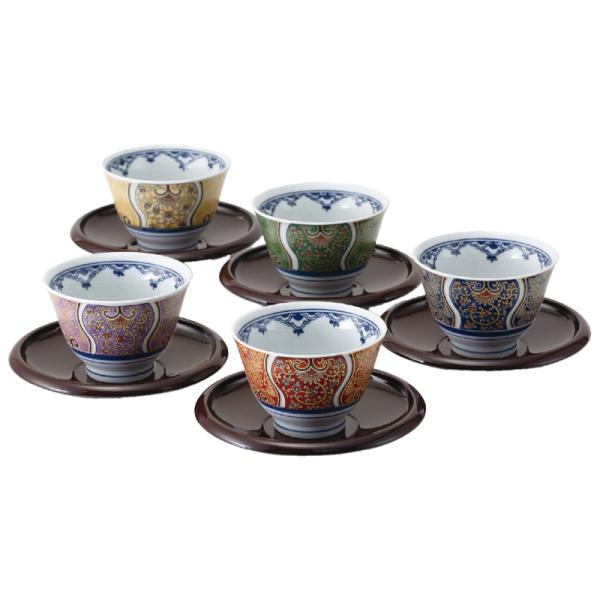 ギフト対応伝統的な古伊万里の手法のデザインが豪華な茶たく付きお湯のみのセット。美しい色合いが食卓に色どりを与えてくれるので、結婚や退職など様々なシーンの贈り物にも喜ばれます。specサイズ　　　：［仙茶湯呑］Φ80×H55mm　　　　　　　...