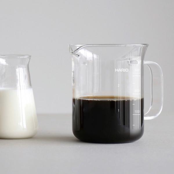 ギフト対応specサイズ　　　：W125×D89×H105mm重さ　　　　：約145g※目安とお考え下さい。容量　　　　：300ml生産　　　　：日本製材質　　　　：耐熱ガラス入り数　　　：１コ備考　　　　：食器洗浄機対応・電子レンジ対応・...