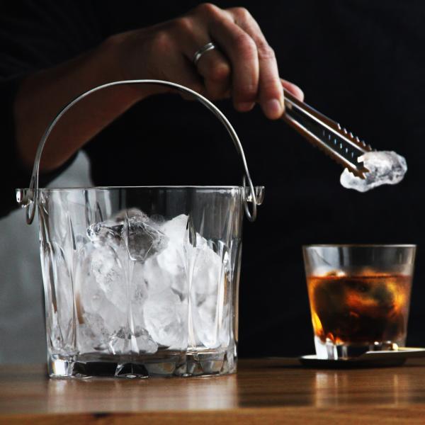 ギフト対応specサイズ　　　：Φ144（最大174）×H132mm重量　　　　：約1000g※目安とお考え下さい。容量　　　　：1390ml生産　　　　：日本製 材質　　　　：［本体］ソーダガラス　　　　　　　［ハンドル・アイストング・水...