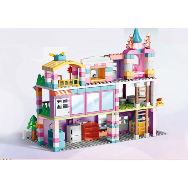 1980年代からレゴの特許が切れて、各国にてレゴ、レゴデュプロと互換性のある製品が出てきましたが、こちらの商品も同様に、レゴデュプロと互換性があります。  ポッチの大きさはレゴデュプロと同じです。◆商品内容・プリンセス お城 162ピースセ...