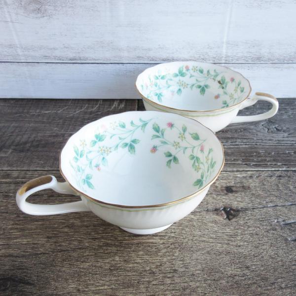 【商品名】ワイルドストロベリー ティーカップ 10.7cm【規格】アウトレット【サイズ】直径 約10.7cm（取っ手含む 約13.5cm）×高さ 約5.5cm【重量】約120g【容量】満水時 約230cc【素材】陶磁器　電子レンジ…NG　食...