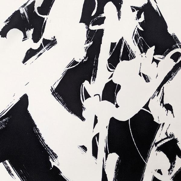 広巾ポリエステル合繊生地（YEX661）プリント（白地/黒）素材：ポリエステル100%生地巾：145cm日本製ネコポス便：2.5m（数量5）まで可能です。国産高級合繊プリント生地　プライス品♪やや薄地の合繊プリント生地ですブラウス、スカート...