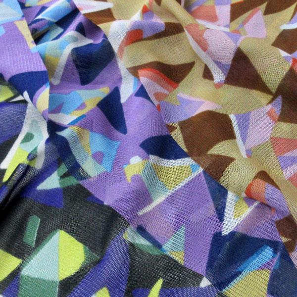 P100%パワーネットチュール（YPW118） プリント（幾何学）素材：ポリエステル100%生地巾：105cm日本製ネコポス便（送料250円）2ｍ（数量4）まで可能です【新柄入荷致しました】伸縮性の高いややソフトタイプの素材です。軽くて、柔...