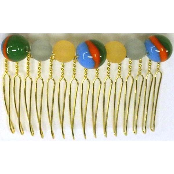 ガラスビーズをあしらった髪飾り高さ：約40mm　　巾：約60mmシンプルですが大人の雰囲気です。ガラス工芸の伝統ある大阪泉州のガラス工芸品です。手作りの為、実際の商品と色等が多少異なる場合があります。