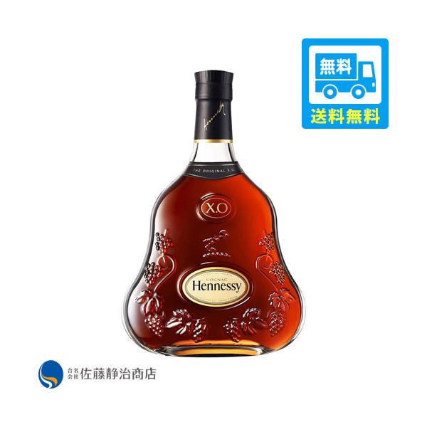 1870年、世界で初めて"eXtra Old"の名が与えられたコニャック(ブランデー)。上位4地区のブドウによる約100種類のオー・ド・ヴィーがブレンドされ、リッチでパワフル、かつ極めて滑らかなスタイル。何十年もの間、樽の中で静かに出番を待...