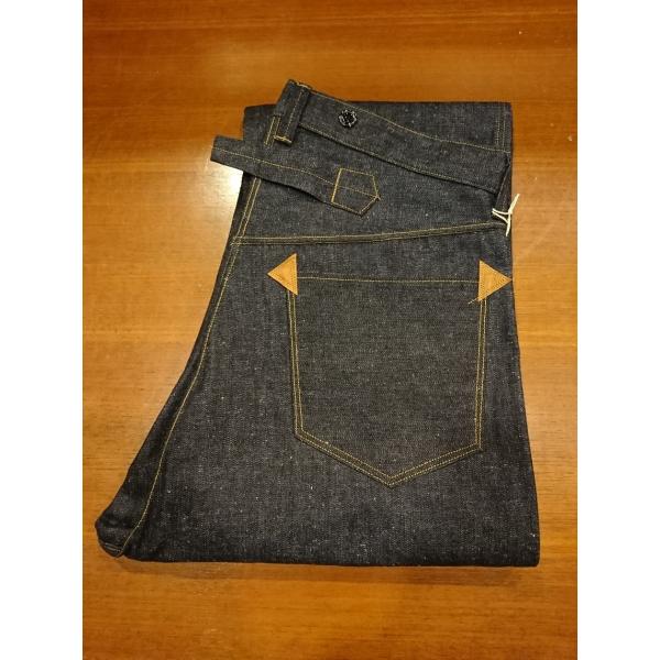 ウエアハウス(WAREHOUSE)のグリーンバウム(GREENEBAUM)のレザーバウンドオーバーオール(1900 4POCKET HEAVY LEATHER BOUND OVERALL・1229)です。1874年8月25日、サンフランシス...