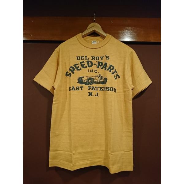 ウエアハウス(WAREHOUSE)のプリントTシャツ(4601 SPEED PARTS)です。12番スラブ糸を使用したムラ感の強いボディが特徴のTシャツになります。フライスにパイピングを施したネックリブなので、首周りのノビを防いでくれます。...