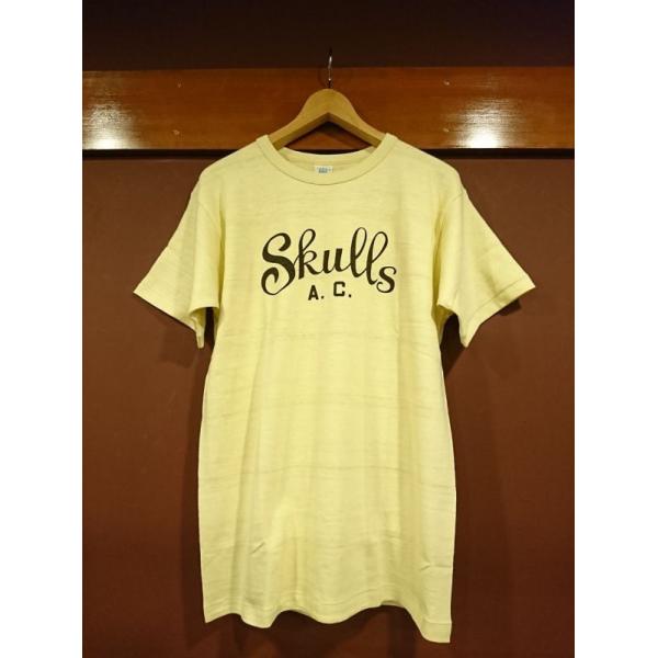 ジョングラッコー(JOHN GLUCKOW'S)のプリントTシャツ(Skulls AC・JG-CS06)です。■ノンウォッッシュ