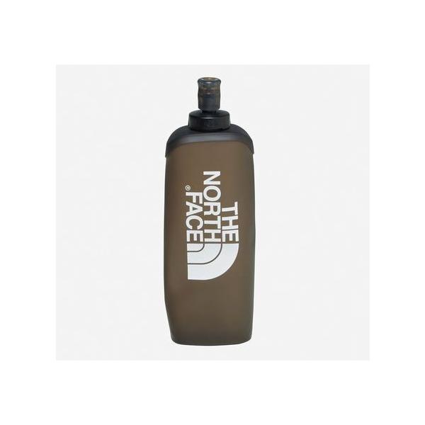 ザ、ノースフェイス　トレイルランニングギア商品名：THE NORTH FACE　ランニングソフトボトル 500ml商品番号：NN32367販売価格：￥3,520カラー：CG(クリアグレー）容量：500ml重量：35g（H×W×D）22×7×...