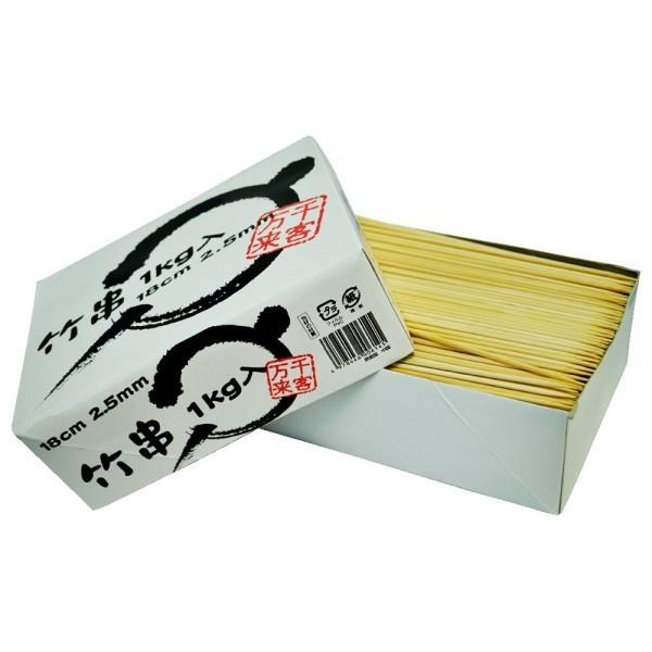 1本のサイズ　(約)太さ2.5mm×長さ18cm<br>内容量　1kg<br>材質　天然竹<br>生産国　中国<br>1箱入数　(約)1160本<br>