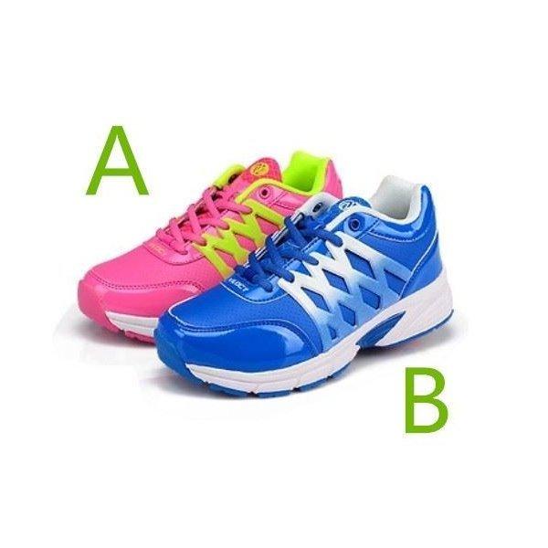 通販 靴 子供 こども 子ども★すべる・回転する・歩く・走る ローラースポーツシューズ！★普通に歩くことができます。ゴム加工仕様の靴底はウィールがついた状態でも歩けますし、取りはずせば普通のスニーカーとして歩いたり走ったりできます。★超耐摩...