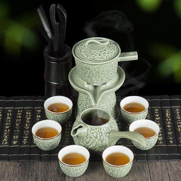 中国茶器 父の日 誕生日 ウーロン茶 急須  ☆半自動的な茶器が発表！！！壺を回して壺托のと上下孔を合わせると、お茶が流れます。☆特別なデザインで、茶器としての実用性だけではなく、芸術品としても雰囲気を営んでインテリアをすることできます。☆...