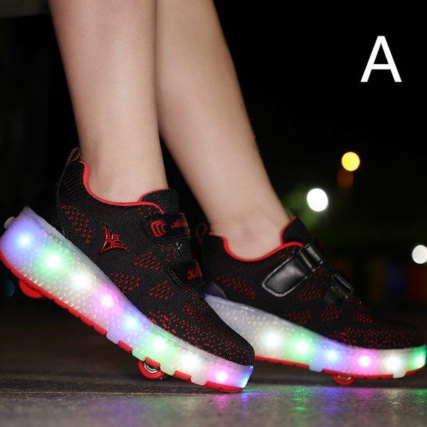 ☆ローラーを収納し、スニーカーにも☆デイリーユースに、ご旅行にと幅広くお使いいただけます。☆プレゼントにいかがでしょう☆自動格納式ホイールの実用化が自由に伸縮自在ことができます。滑る、歩く、走る、を全て一つの靴で。2輪タイプで安定感もばっち...