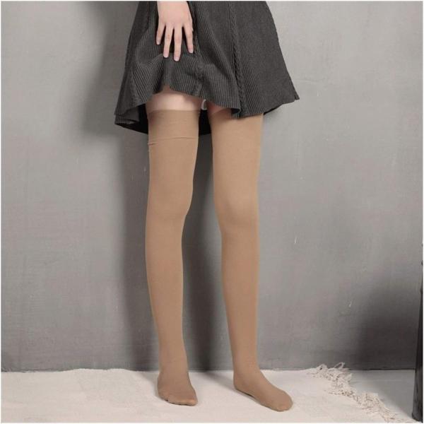 These elegant, slim-fitting fashion leggings are known for their high-quality socks.Has a smooth matte texture that resi...