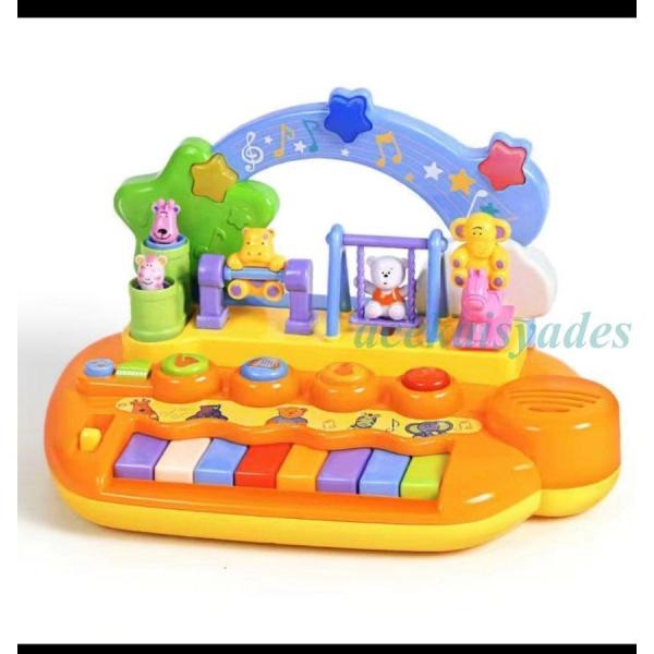 素材：ABSサイズ：29cmｘ18cm対象年齢：1歳から 対象性別：男の子 女の子 産地：中国●ピアノ-サックス-アコーディオン-バイオリン-ウィンドチャイムなと五種類の楽器を集める遊びいっぱいのおもちゃです。●音楽も流れ、さまざまなメロデ...