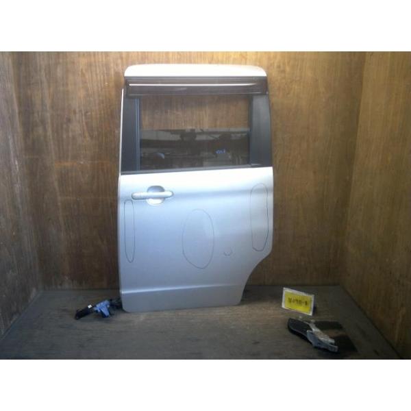 **** 商品説明を必ずご確認ください ****部品管理番号：180711000813400メーカー純正品番：82101-4A00D部品名：左RドアASSY部品区分：リサイクル品管理品番：個人宅不可車名：ルークス車両タイプ名：5ドアハッチバ...