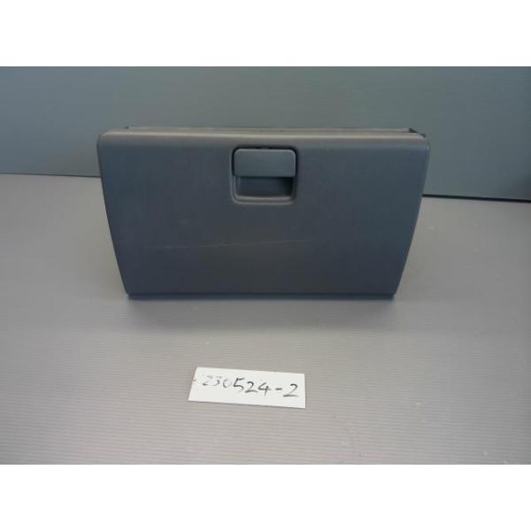 **** 商品説明を必ずご確認ください ****部品管理番号：230524000270210部品名：グローブBOX部品区分：リサイクル品車名：サンバー車両タイプ名：ケイトラック通称型式：KS4A32N認定型式：V-KS4年式：1991年2月...