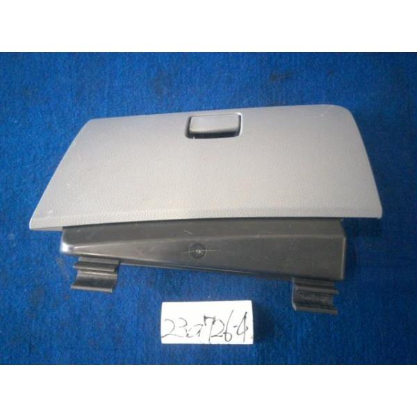 **** 商品説明を必ずご確認ください ****部品管理番号：230726000470210部品名：グローブBOX部品区分：リサイクル品車名：ワゴンＲ車両タイプ名：5ドアハッチバック通称型式：MH23SWFXE-SLD認定型式：DBA-MH...