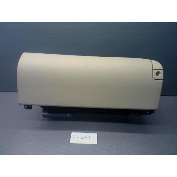 **** 商品説明を必ずご確認ください ****部品管理番号：231005000770210部品名：グローブBOX部品区分：リサイクル品車名：レクサス IS車両タイプ名：4ドアセダン通称型式：GSE20AETLHL認定型式：DBA-GSE2...