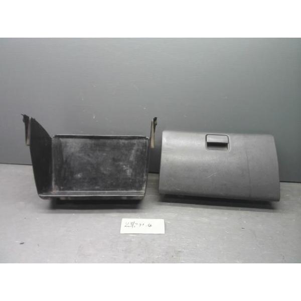 **** 商品説明を必ずご確認ください ****部品管理番号：231221000470210部品名：グローブBOX部品区分：リサイクル品車名：サンバー車両タイプ名：ケイトラック通称型式：KS4F3SN認定型式：V-KS4年式：1997年12...