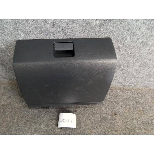 **** 商品説明を必ずご確認ください ****部品管理番号：251203000570210部品名：グローブBOX部品区分：リサイクル品車名：ＡＺワゴン車両タイプ名：5ドアハッチバック通称型式：MJ23S認定型式：DBA-MJ23S年式：2...