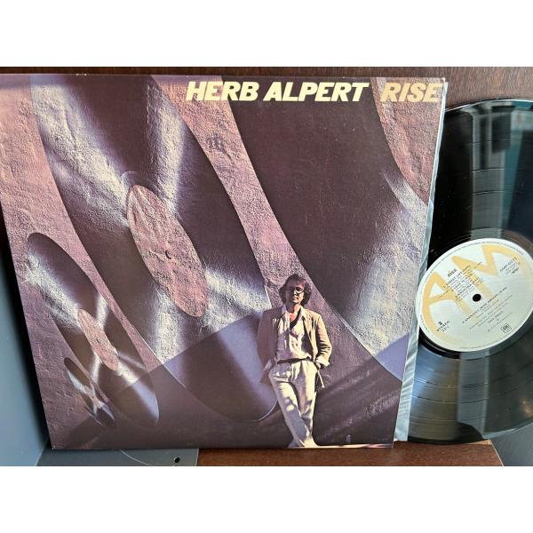 M>EX＋>EX>VG＋>VG盤面：EXジャケット：EX付属物：ライナー特筆事項：通販商品ですので状態に神経質な方の購入はお控えください。【レコードコンディション表記】【S】未開封【M】新品同様【EX】さほど使用感の...