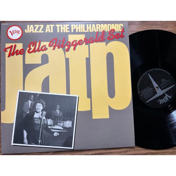 M>EX＋>EX>VG＋>VG盤面：EXジャケット：EX付属物：特筆事項：通販商品ですので状態に神経質な方の購入はお控えください。【レコードコンディション表記】【S】未開封【M】新品同様【EX】さほど使用感のない盤【...