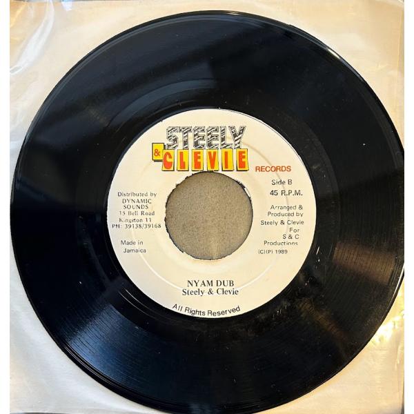 M>EX＋>EX>VG＋>VG盤面：VG＋特筆事項：この手の輸入7inchレコードは製造工程により、元々状態が悪いものが多いということをご理解の上、ご購入をお願いします。レーベルに書き込みがあるものもございます。目視...