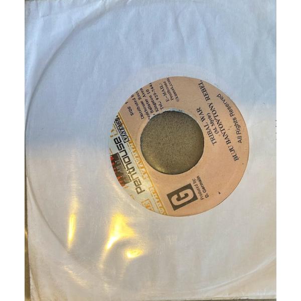 M>EX＋>EX>VG＋>VG盤面：VG特筆事項：この手の輸入7inchレコードは製造工程により、元々状態が悪いものが多いということをご理解の上、ご購入をお願いします。レーベルに書き込みがあるものもございます。目視で...