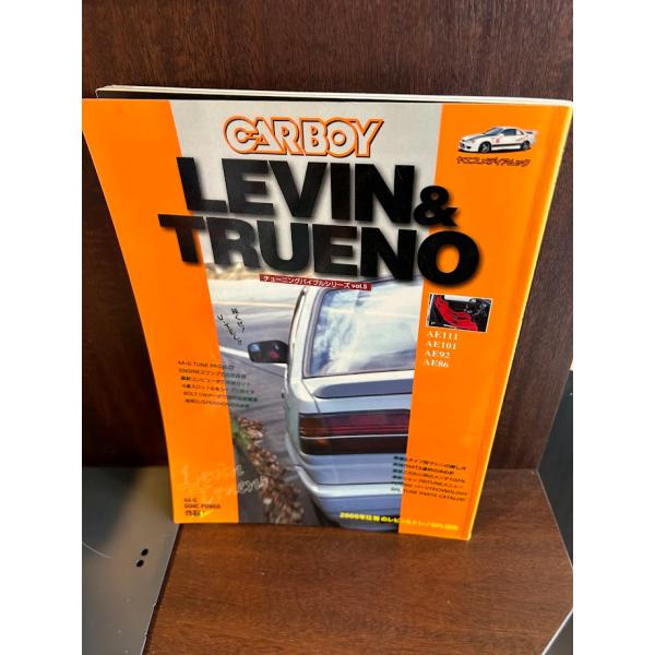 商品の状態表紙、裏表紙キズ、スレ・ほか経過年数並みです。状態細かく気にされる方は購入をお控えください。特記しない場合は付属品は欠の場合もございます。