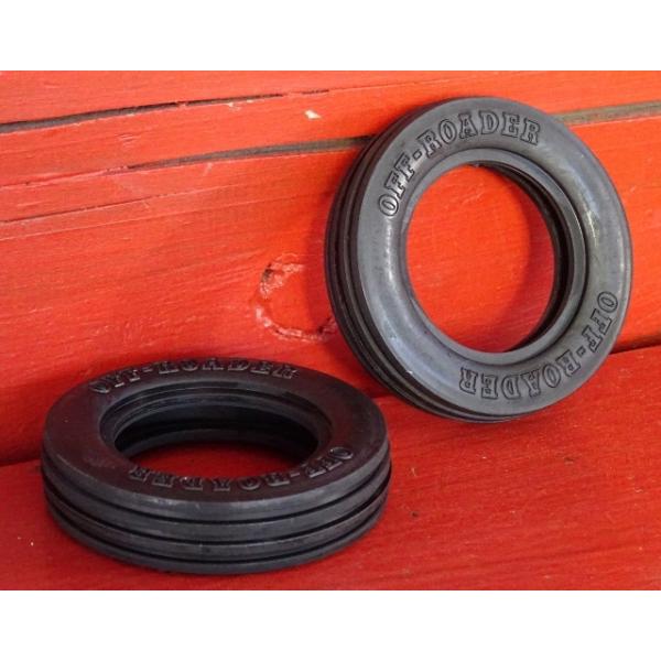 ■タミヤ適合キット■・グラスホッパー2(2017)■商品説明■・キット純正フロントタイヤ（2本）・同品番：98051832-----------＊発送：ゆうパケット（追跡番号アリ、土日祝日配達アリ、ポスト投函）