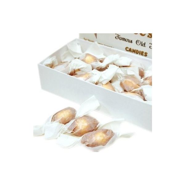 カリフォルニア発の老舗チョコレートブランド「See’s Candies（シーズキャンディ）」の人気商品、スコッチキッス（Scotch Kiss）。バターキャラメルでやわらかなマシュマロを包み込んだ、シーズ伝統の味わいです。口に入れるとバター...