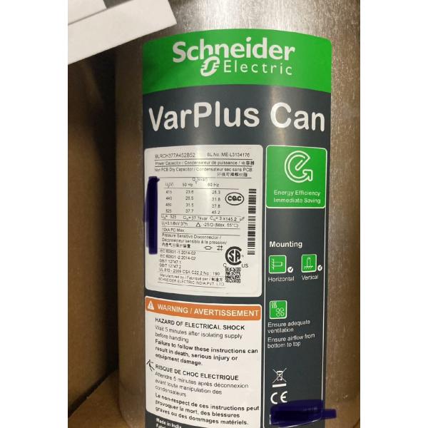 SCHNEIDER BLRCH377A452B52 POWER CAPACIT IN OPEN BOX .SCHNEIDER BLRCH377A452B52 オープンボックスの電力容量。