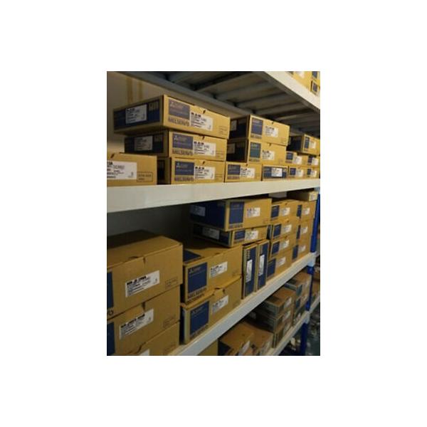 1PC MR-J2-20CT Servo Driver MRJ220CT   #A61PC MR-J2-20CTサーボドライバーMRJ220CT＃A6