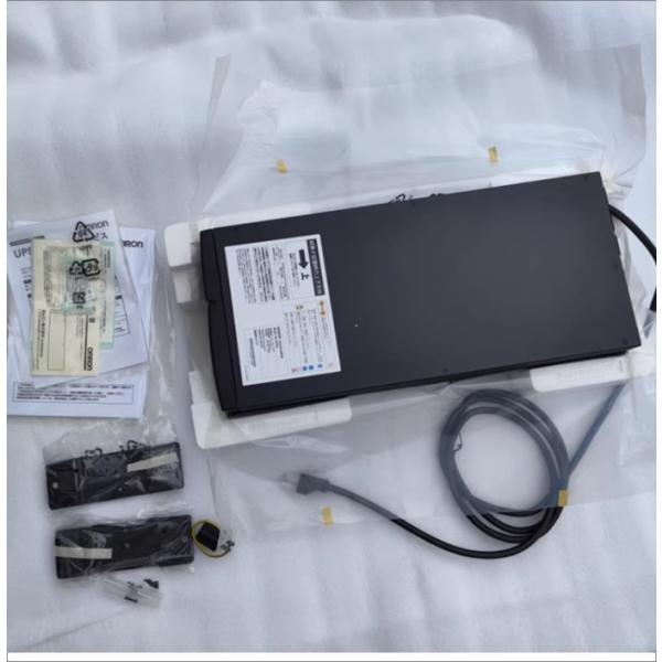 1pcs New Omron RE100FW21 個の新しいオムロン RE100FW2