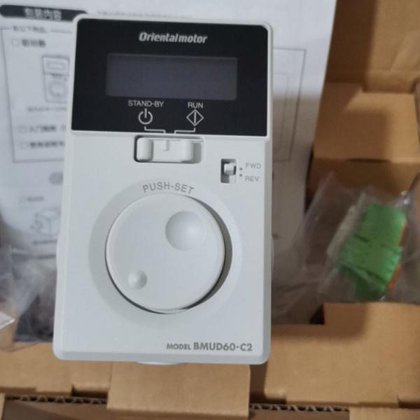 One New Oriental BMUD60-C2 Brushless Motor Driver BMUD60C21つの新しいオリエンタルBMUD60-C2ブラシレスモータードライバーBMUD60C2
