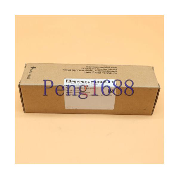 New UCC1000-30GM-IUR2-V15 For Pepperl+Fuchs Ultrasonic Sensor #A1新しいUCC1000-30GM-IUR2-V15 PEPPEL+FUCHS ULTRASONICセンサー＃A1
