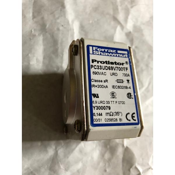 NEW FERRAZ SHAWMUT PC33UD69V700TF 690VAC 700AMP FUSE LINK. PROTISTOR,AK新しいFerraz Shawmut PC33UD69V700TF 690VAC 700AMP FU...