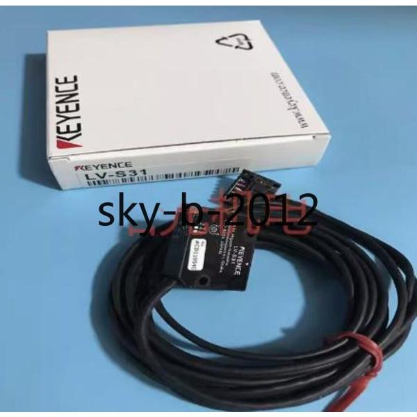 1 PCS KEYENCE Laser Sensor LVS311 個キーエンスレーザーセンサー LVS31