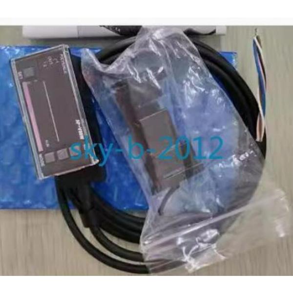 1PCS KEYENCE multifluid digital pressure sensor APV85W1 個キーエンスマルチ流体デジタル圧力センサー APV85W